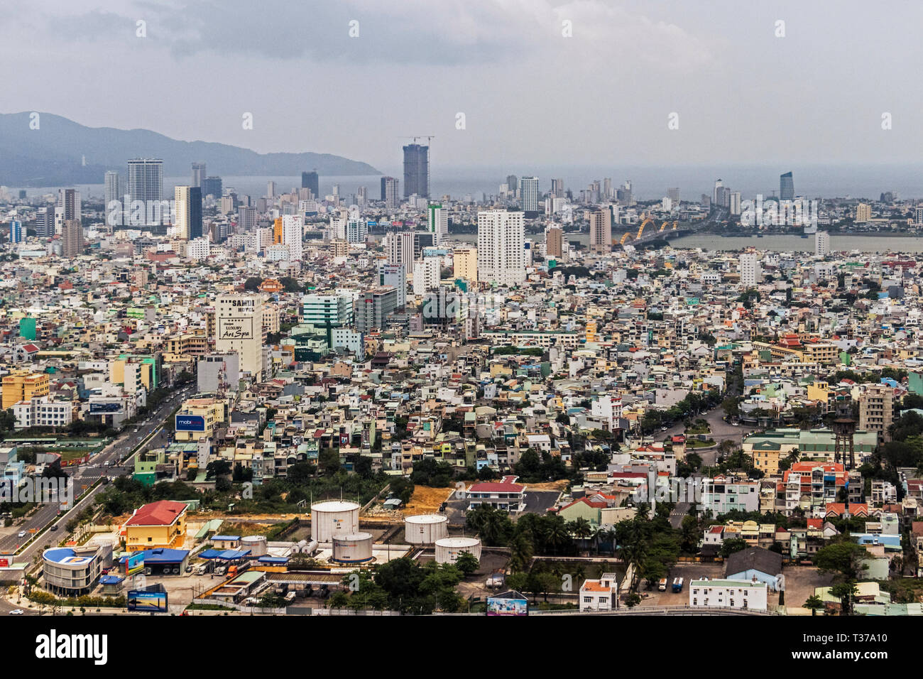 Da nang bay aerial hi-res stock photography and images - Alamy