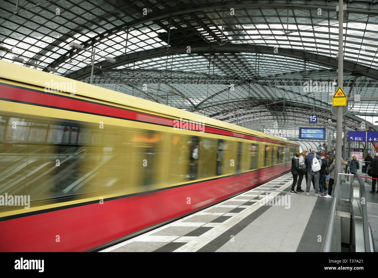S-bahn train at Berlin Hauptbahnhof, Germany Stock Photo - Alamy