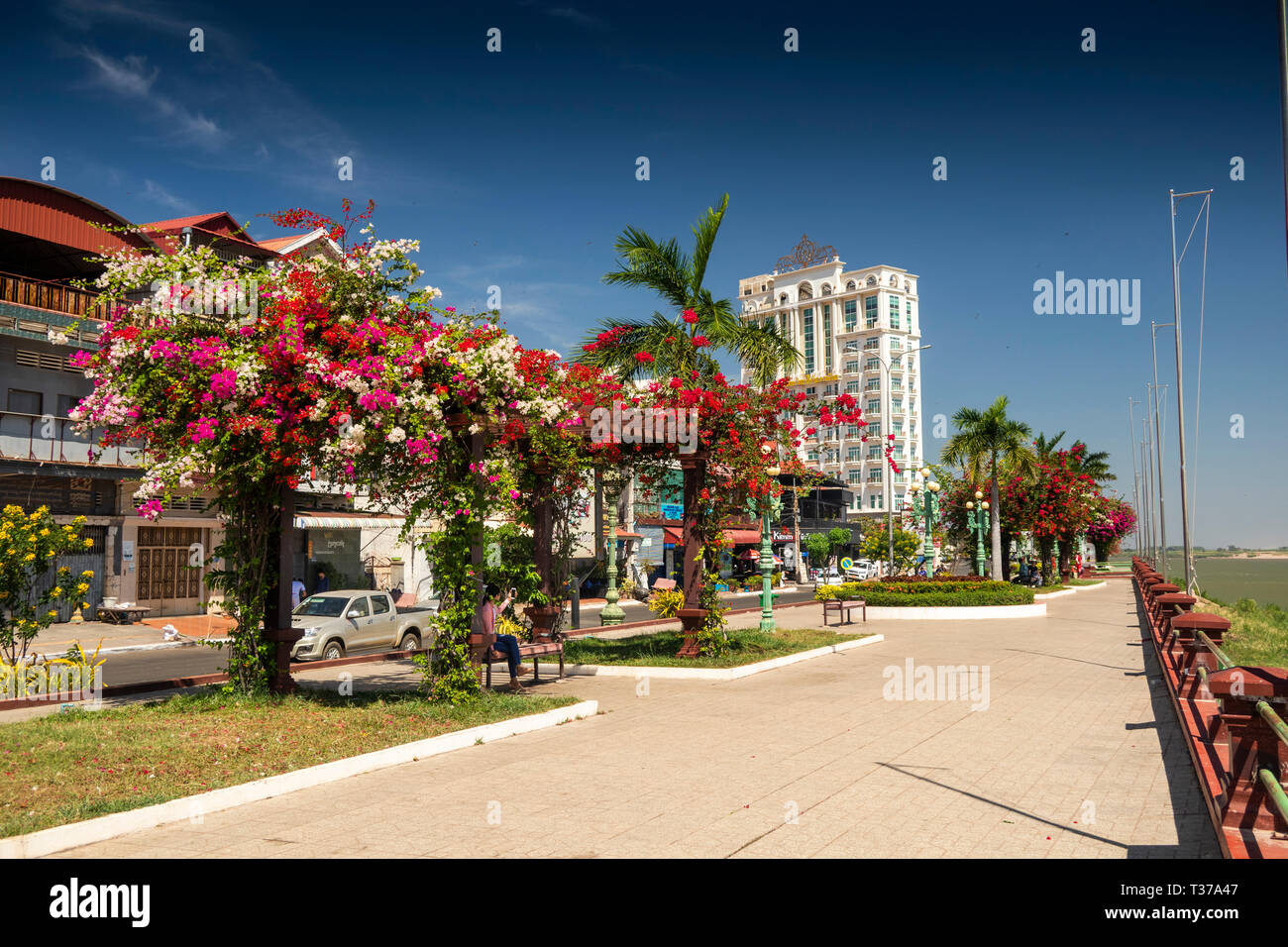 Cambodia, Kampong (Kompong) Cham, River Mekong riverside promenade ...
