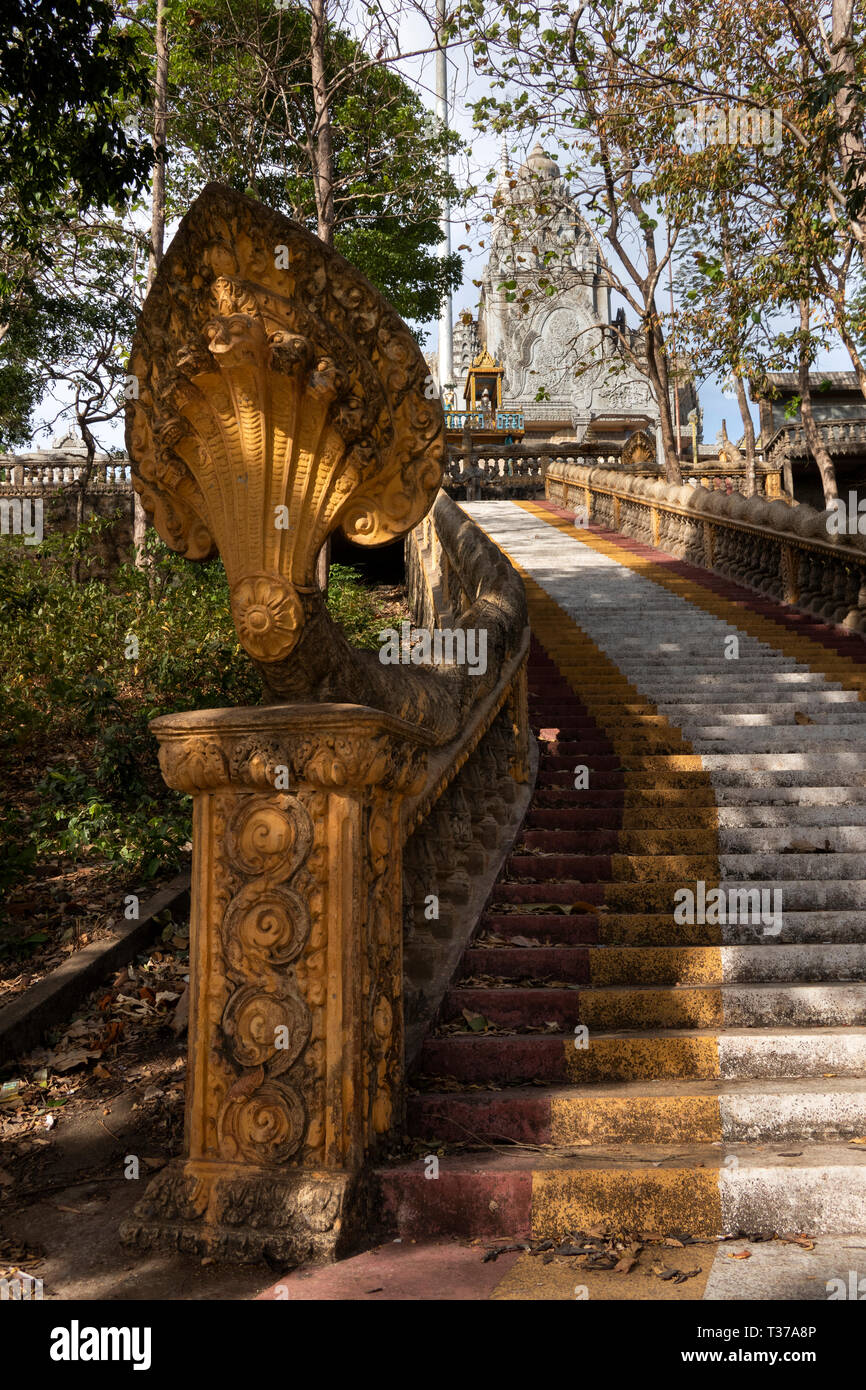 Cambodia snake sculpture hi-res stock photography and images - Alamy