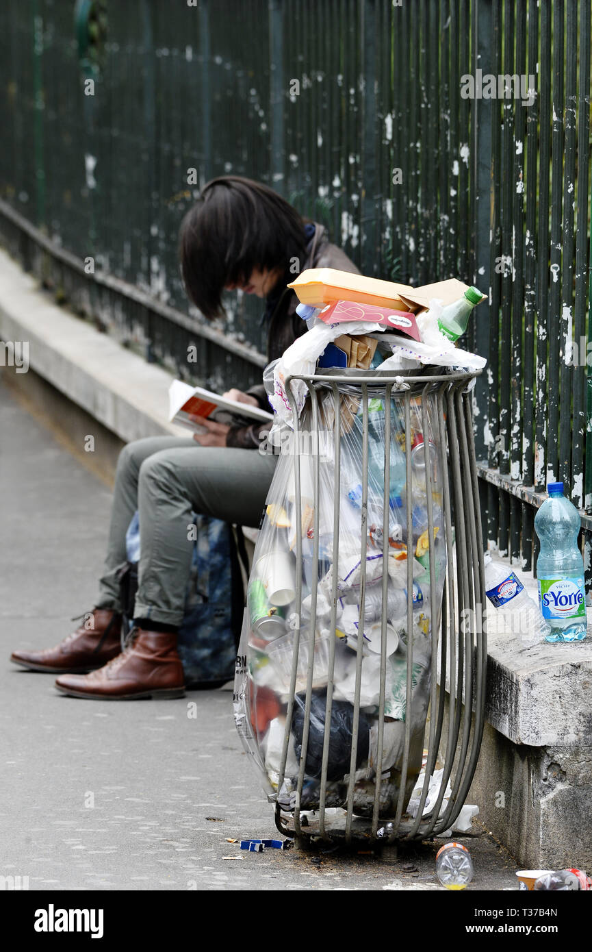 Garbage Can in Paris Street - Montmartre - Paris Stock Photo - Alamy