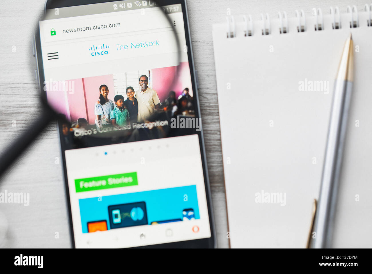 Cisco router hi-res stock photography and images - Alamy