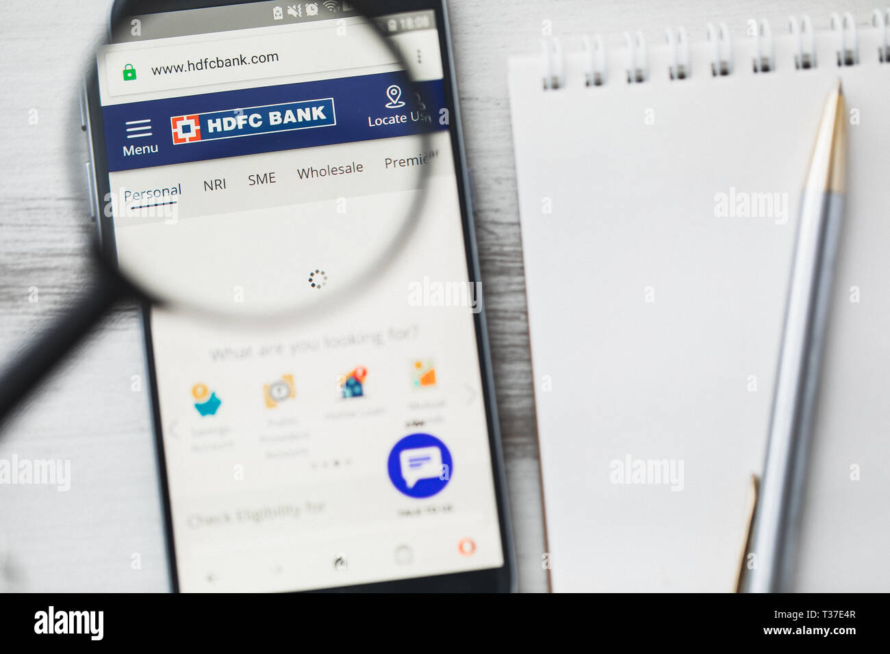 Hdfc bank logo hi-res stock photography and images - Alamy