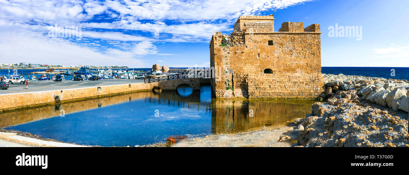 Paphos fortress hi-res stock photography and images - Alamy
