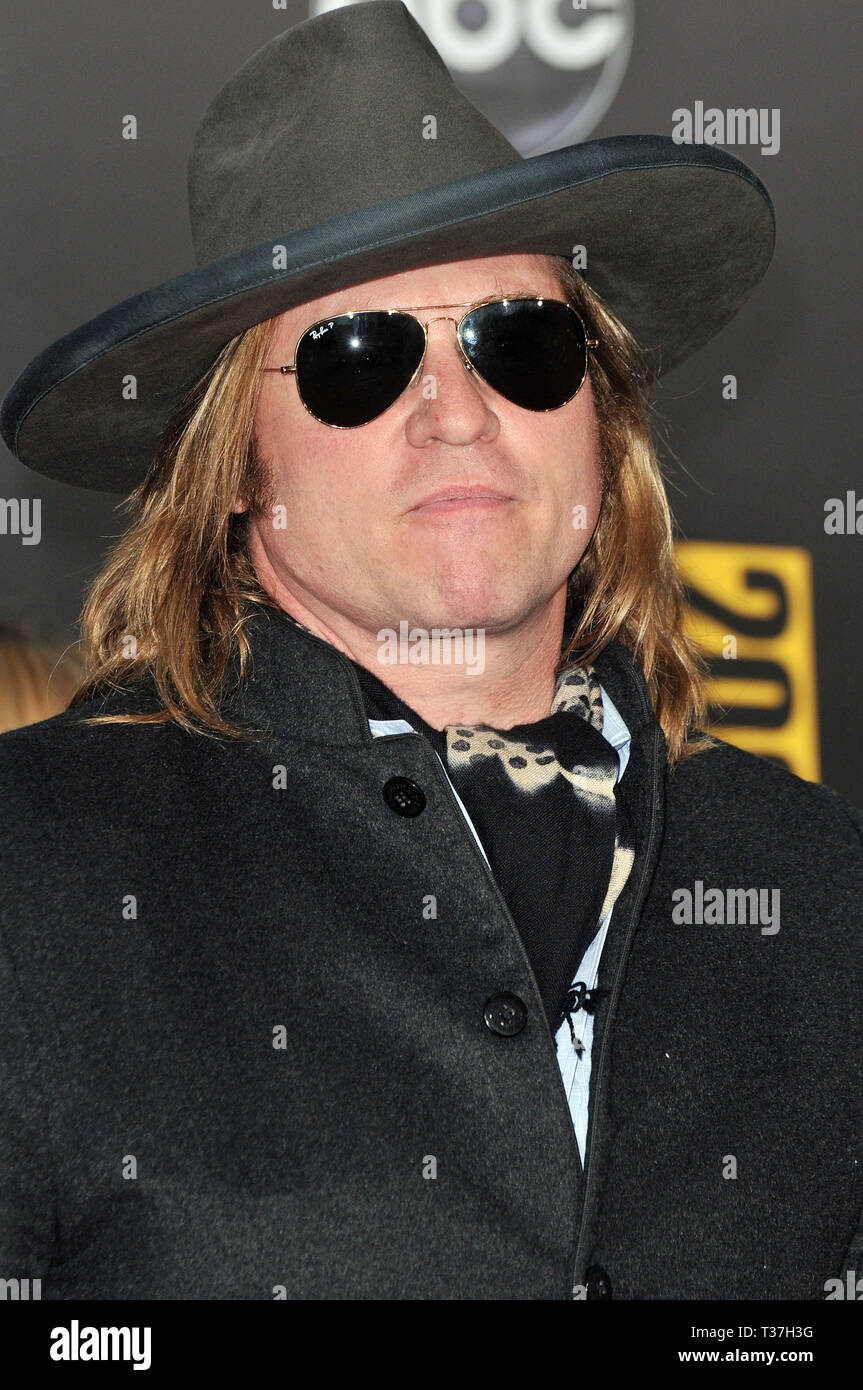 Val Kilmer 126 - 2009 American Music Awards at the Nokia Theatre In Los ...