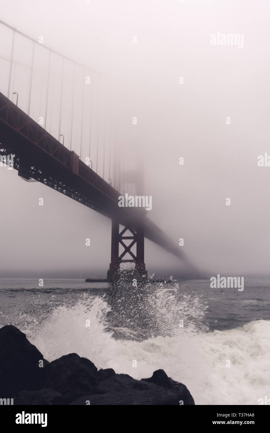 Heavy morning fog surrounds the Golden Gate Bridge Stock Photo - Alamy