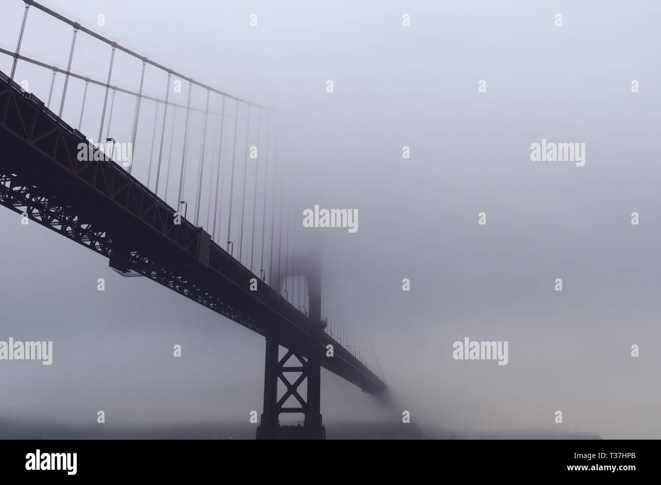 Heavy morning fog surrounds the Golden Gate Bridge Stock Photo - Alamy