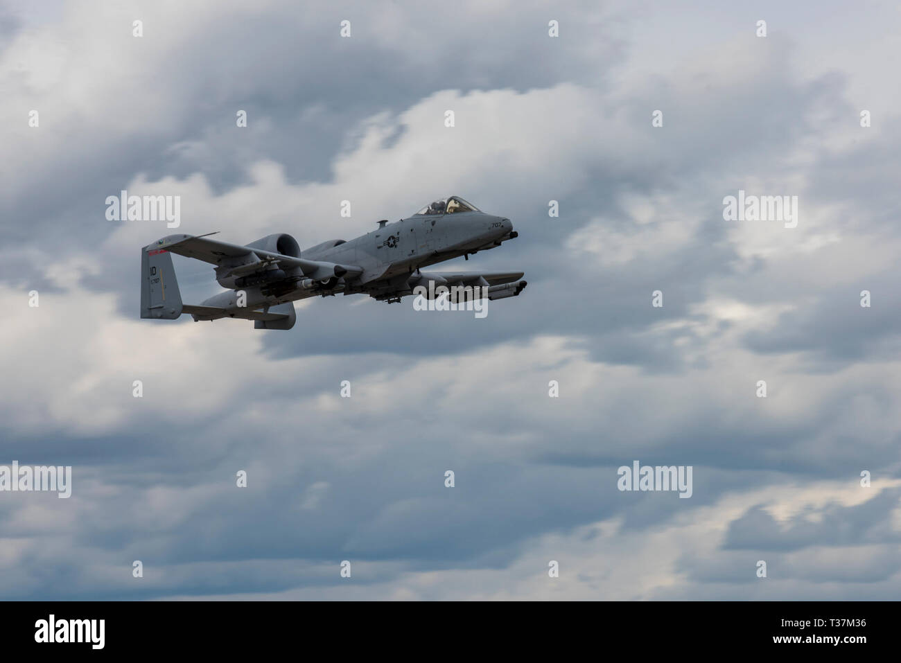 An A-10 Thunderbolt II assigned to the 190th Fighter Squadron ...