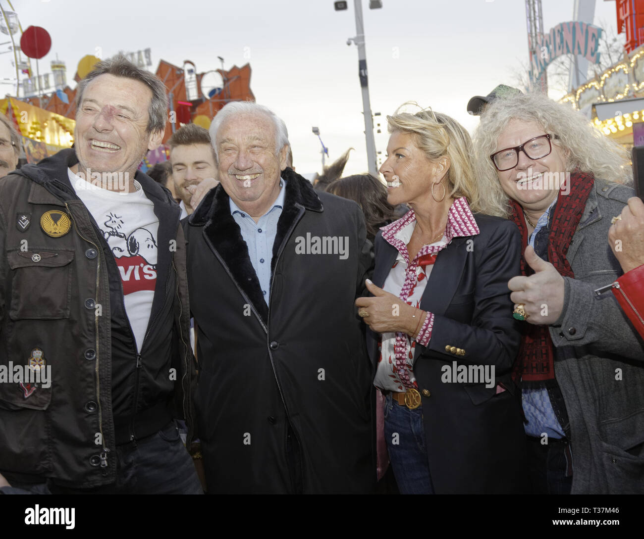 Jean-Luc Reichmann (L), Marcel Campion, Caroline Margeridon and Pierre ...