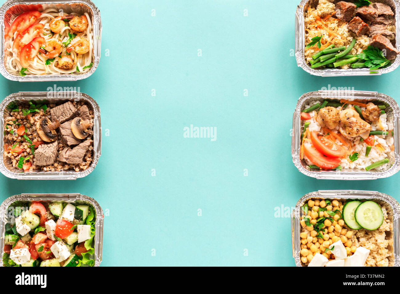 Healthy food delivery. Take away of organic daily meal on blue, copy ...