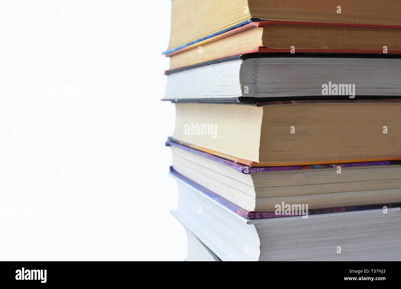 College bookstore textbooks hi-res stock photography and images - Alamy