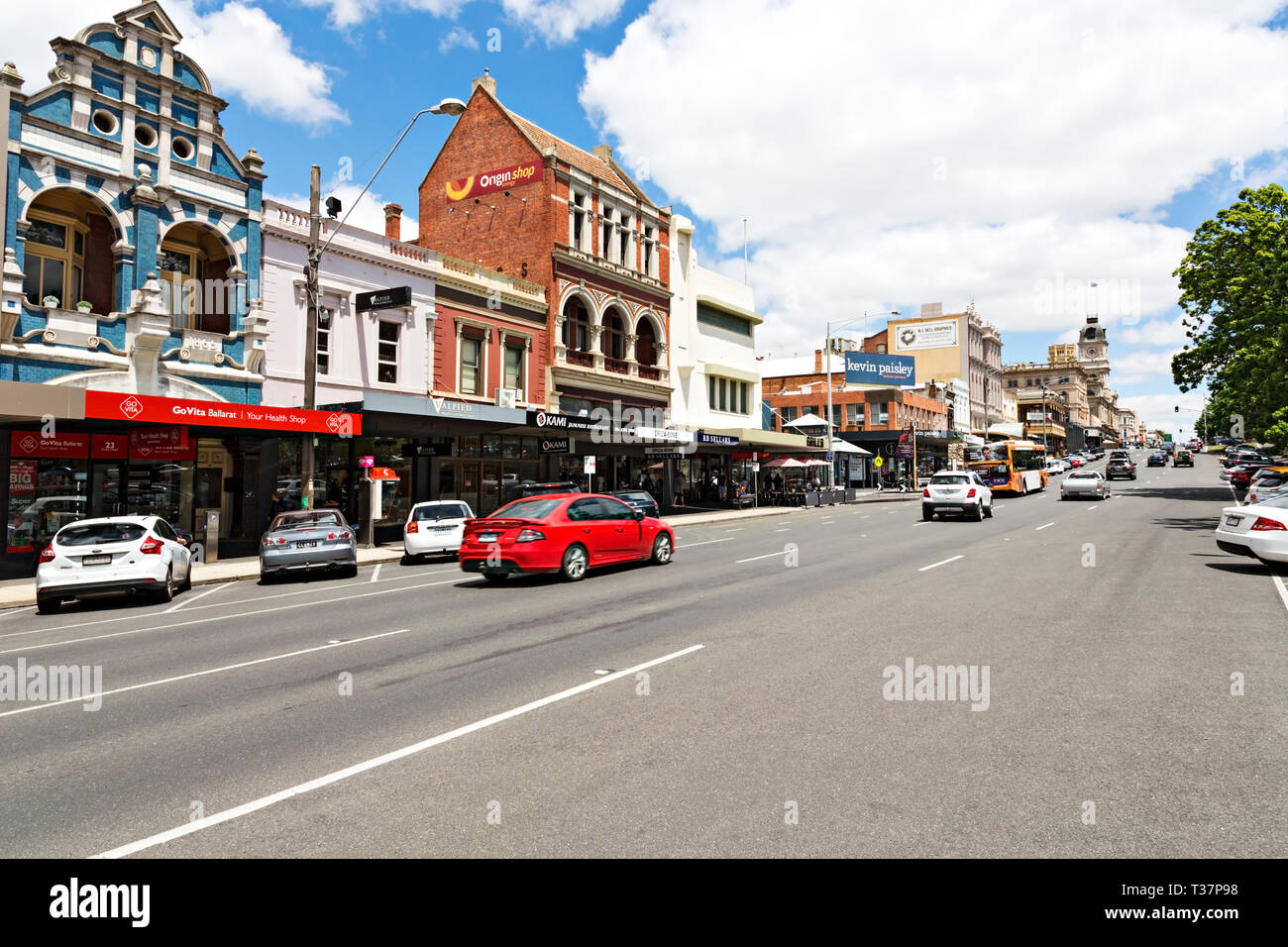 Ballarat Australia / Ballarat's central main street Sturt Street is one ...