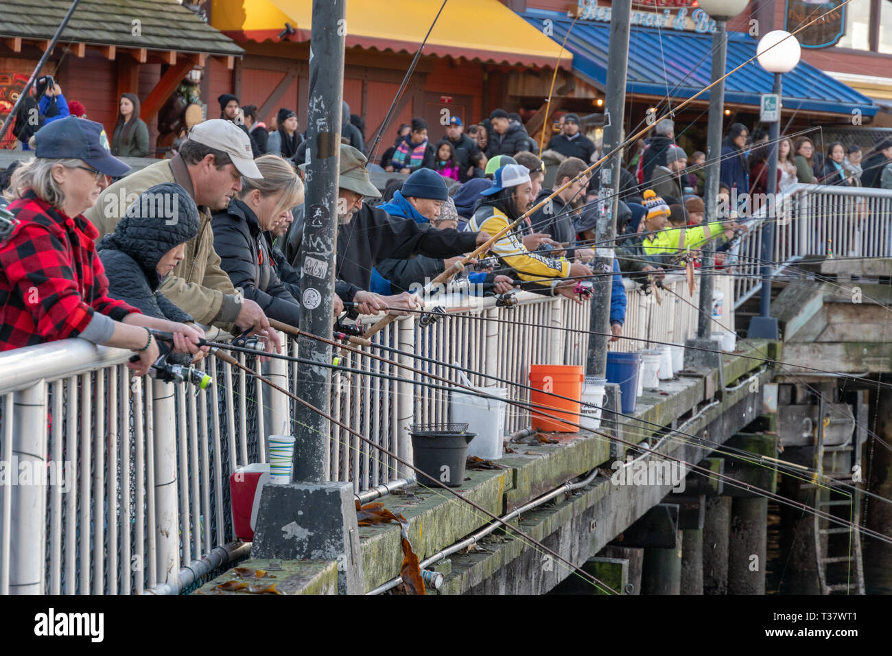 Seattle, Washington - 2018-12-30 - Pier fishing in Seattle Waterfront ...