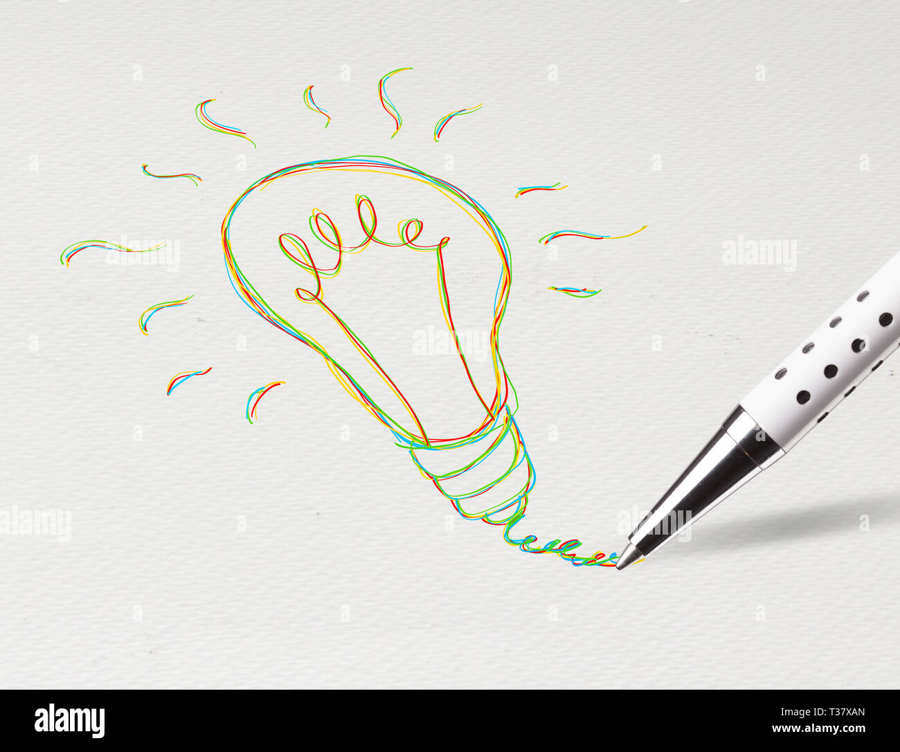 Pencil drawing new idea bulb on white paper Stock Photo - Alamy