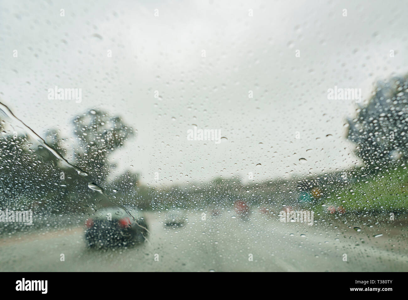 Driving in the rainy Los Angeles urban at California Stock Photo - Alamy