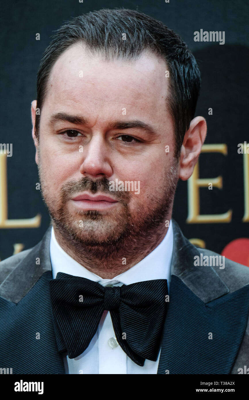 Danny Hall [Profiles] • Instagram, Twitter, TikTok | Foller