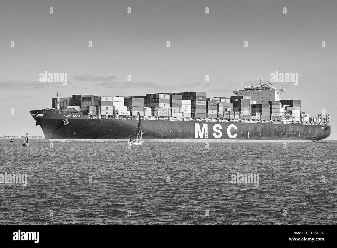 Jack up vessels Black and White Stock Photos & Images - Alamy