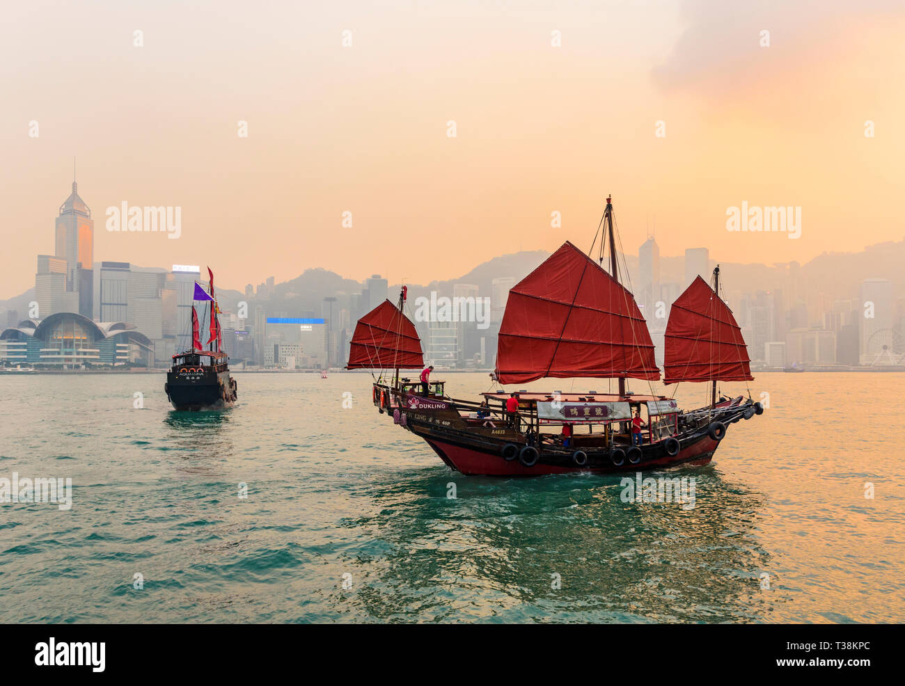Hong Kong harbour junks, the DukLing and Aqualuna tourist boats on a ...