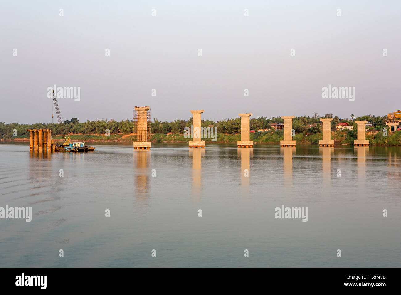 Bridge construction in Cambodia Stock Photo - Alamy