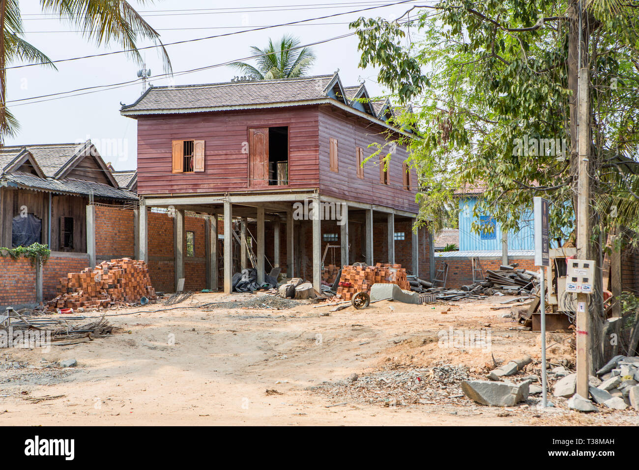 Cambodia house hi-res stock photography and images - Alamy
