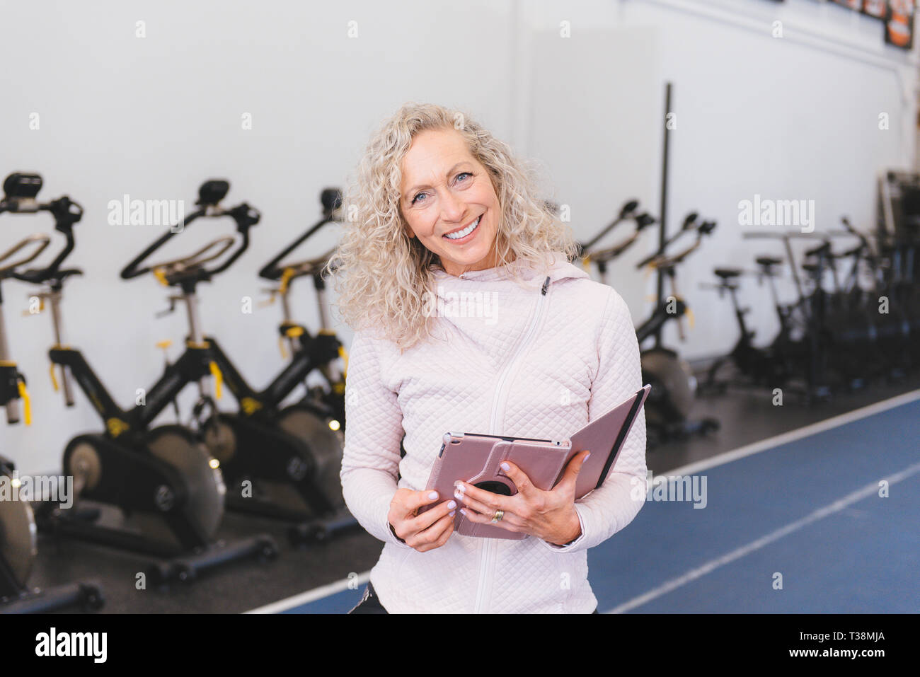 Female fitness model - gym Stock Photo - Alamy