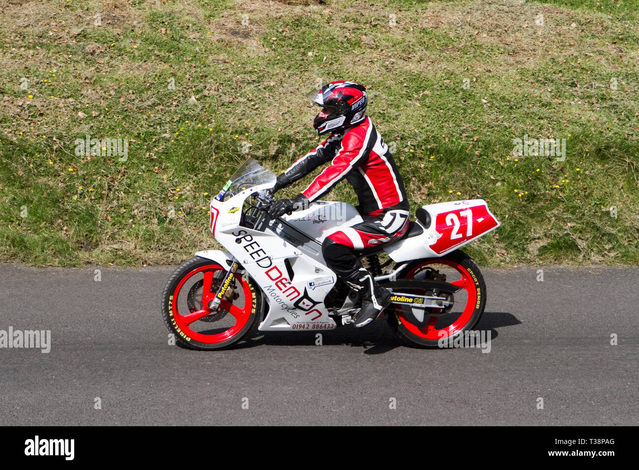 Sprint racing hi-res stock photography and images - Alamy