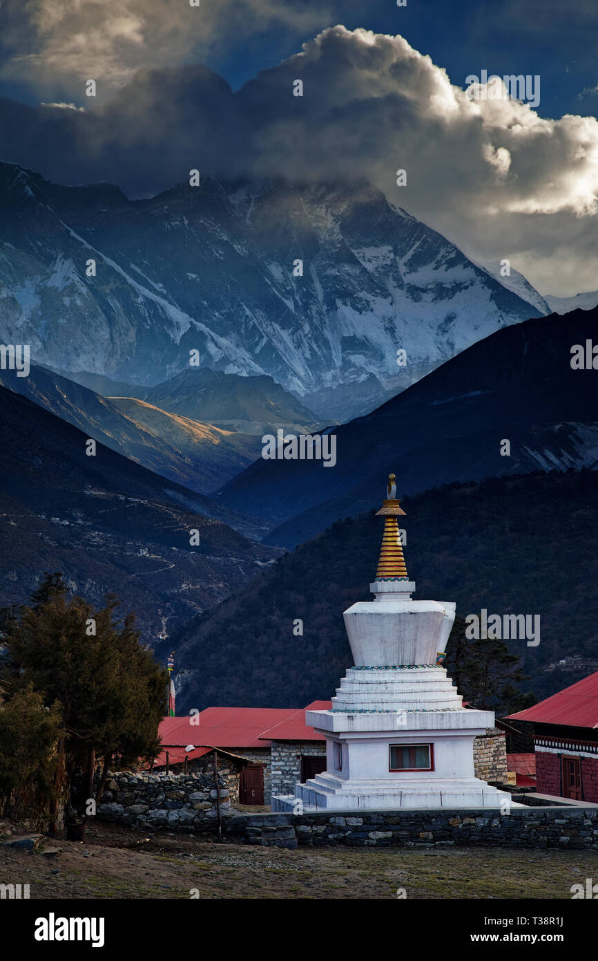 Everest monastery hi-res stock photography and images - Alamy
