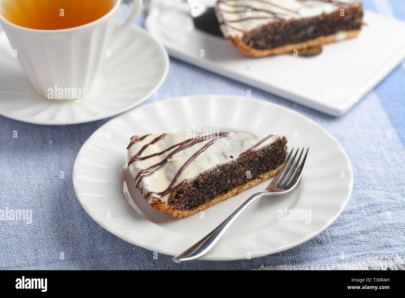 Poppy seed torte hi-res stock photography and images - Alamy