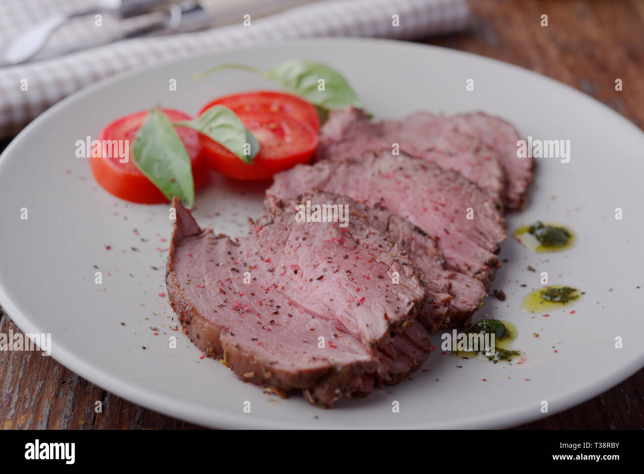 Sliced roastbeef hi-res stock photography and images - Alamy