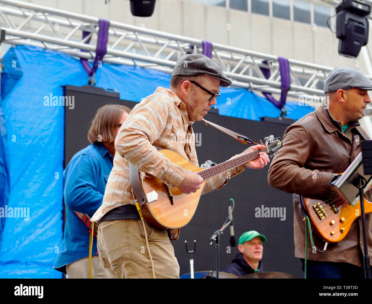 The naggins hi-res stock photography and images - Alamy