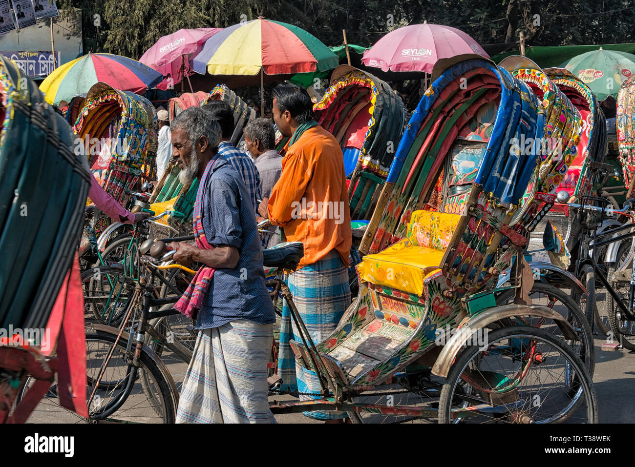Dhaka rickshaw hi-res stock photography and images - Alamy