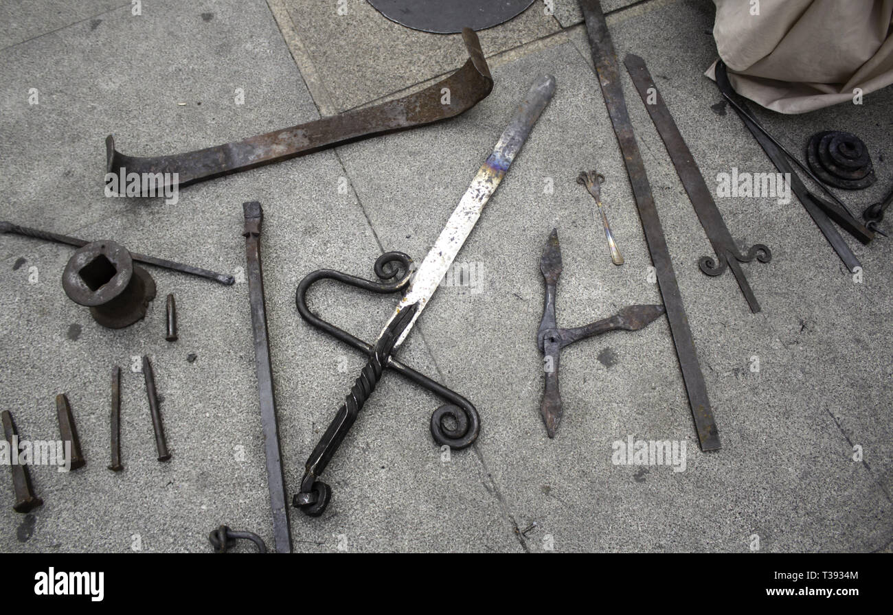 Medieval weapons hi-res stock photography and images - Alamy