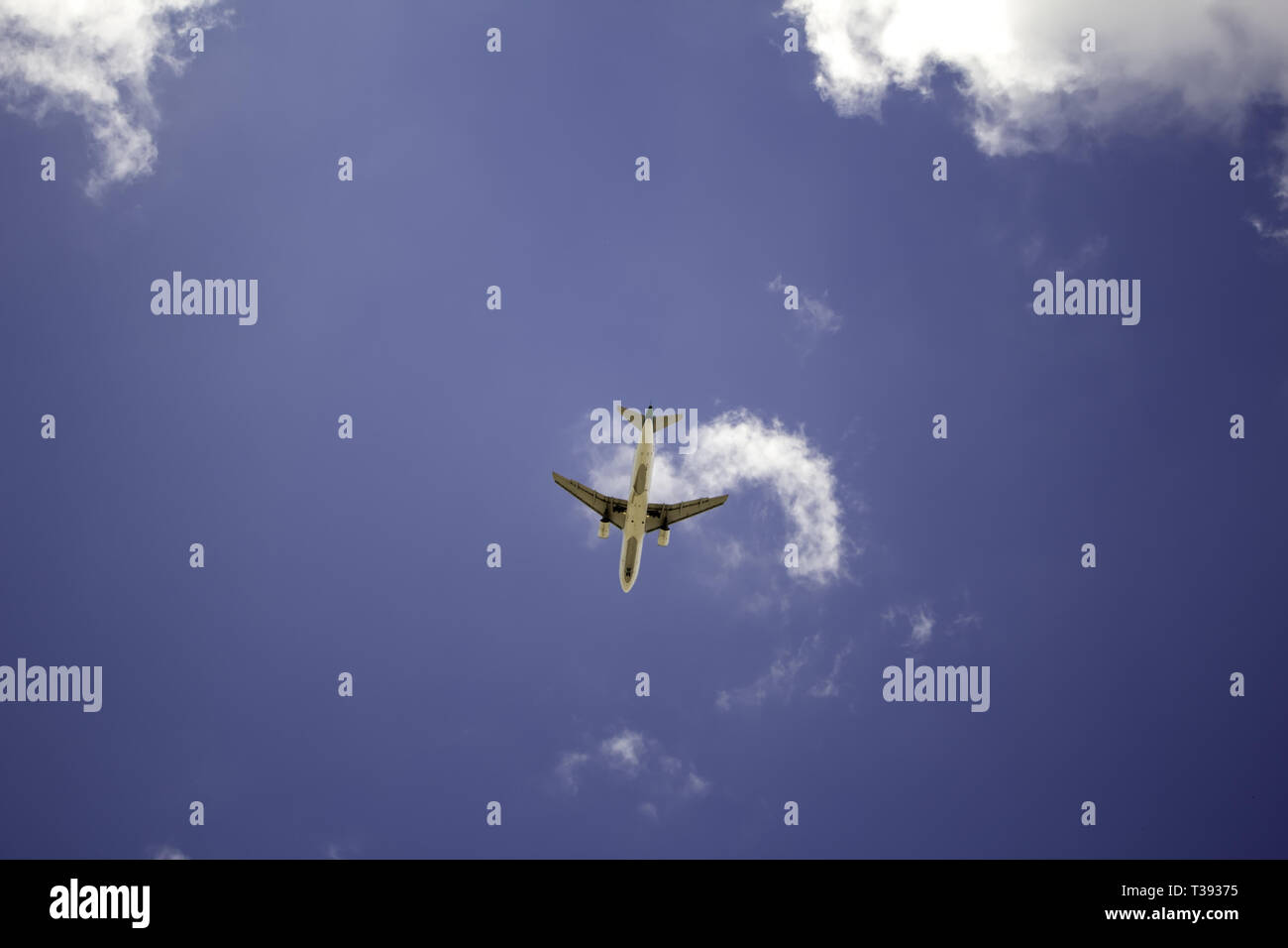 Sky vehicles hi-res stock photography and images - Alamy