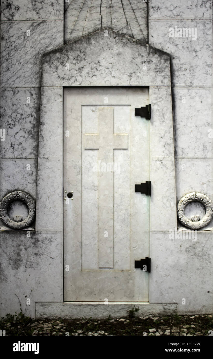 Cemetery stone building in background hi-res stock photography and ...