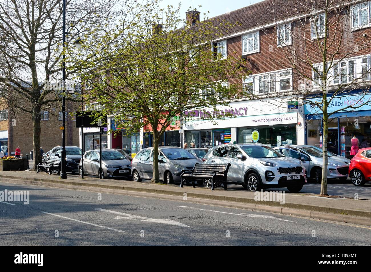 Shepperton High Street , Surrey England UK Stock Photo - Alamy