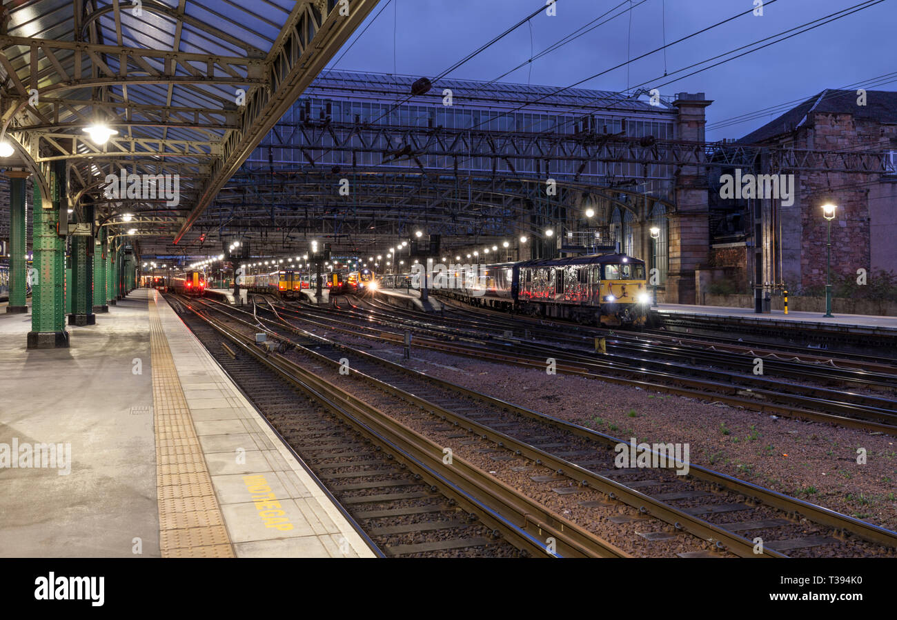 Class 73 locomotive hi-res stock photography and images - Alamy