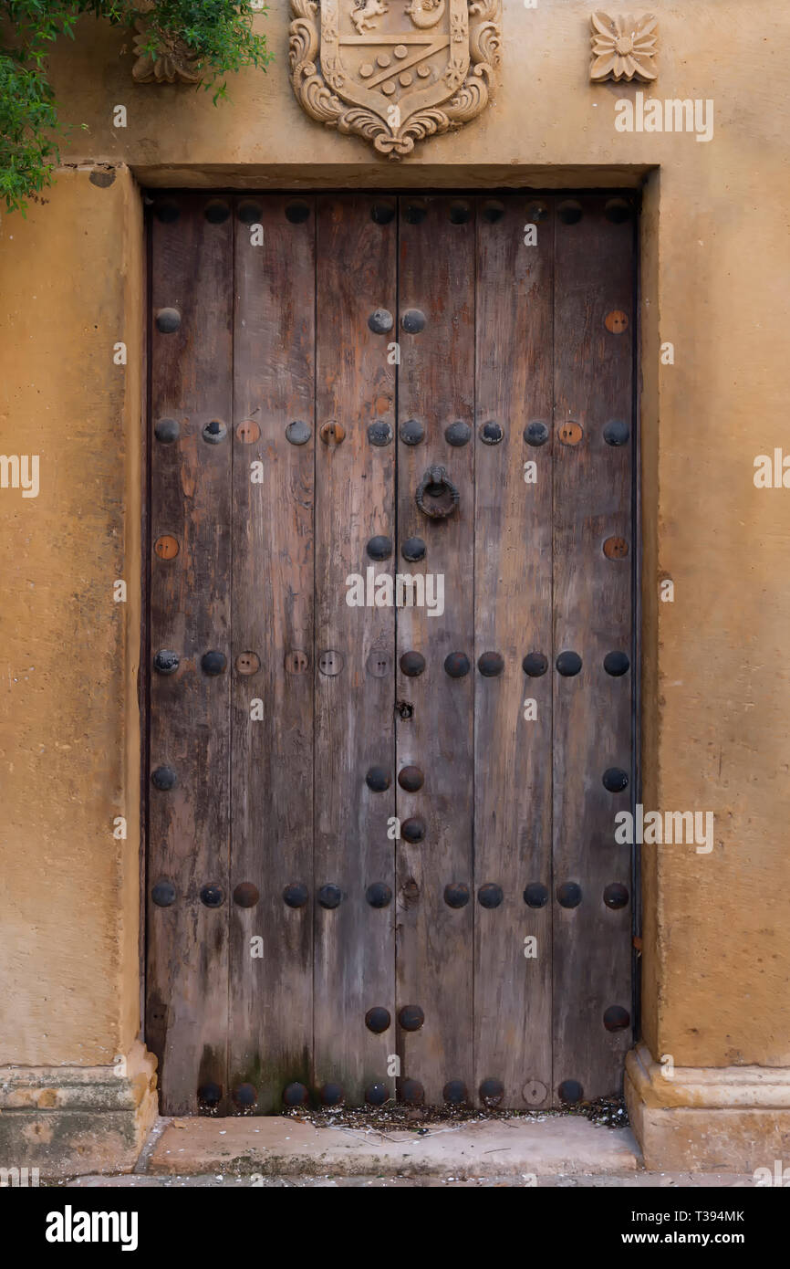 Wooden medieval style front door hi-res stock photography and images ...
