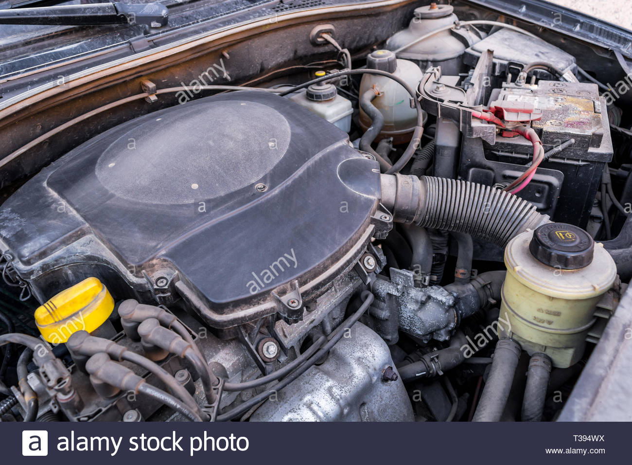 Used Auto Parts Stock Photos & Used Auto Parts Stock Images - Alamy
