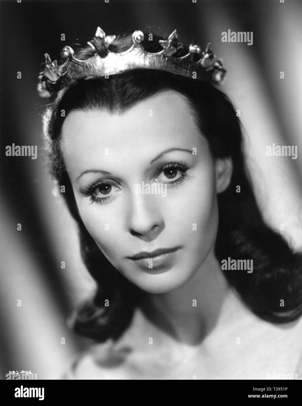 Claire Bloom as Lady Anne in RICHARD III 1955 William Shakespeare ...