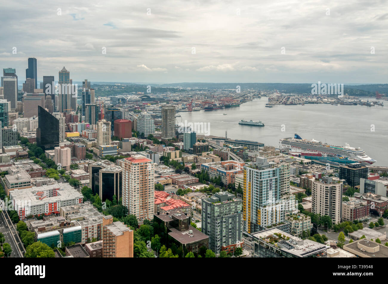 Aerial view downtown seattle hi-res stock photography and images - Alamy