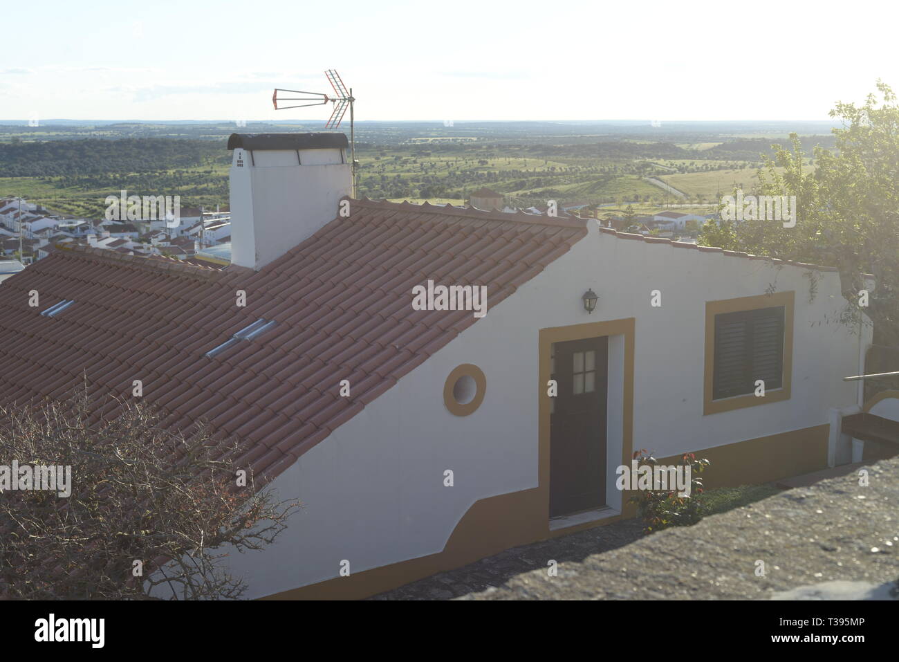 typical Alentejo house in south of Portugal Stock Photo - Alamy