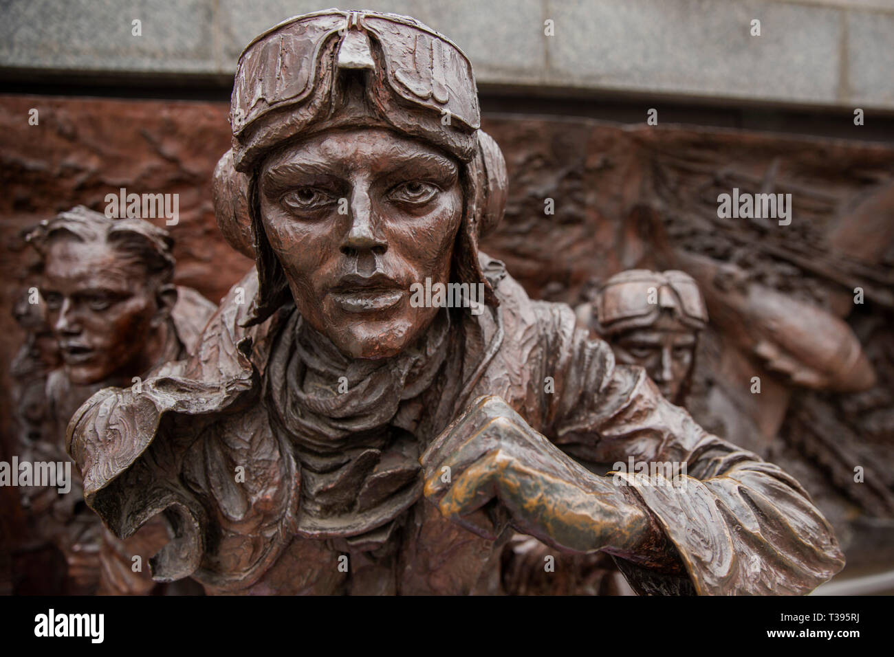 Battle of britain monument hi-res stock photography and images - Alamy