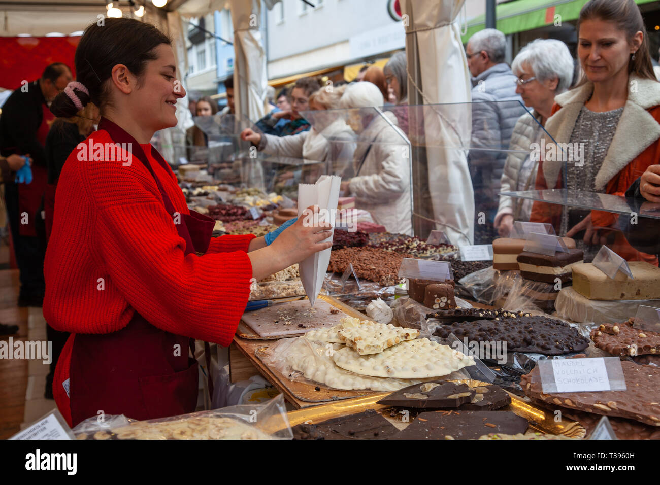 Woman selling traditional sweets hi-res stock photography and images ...