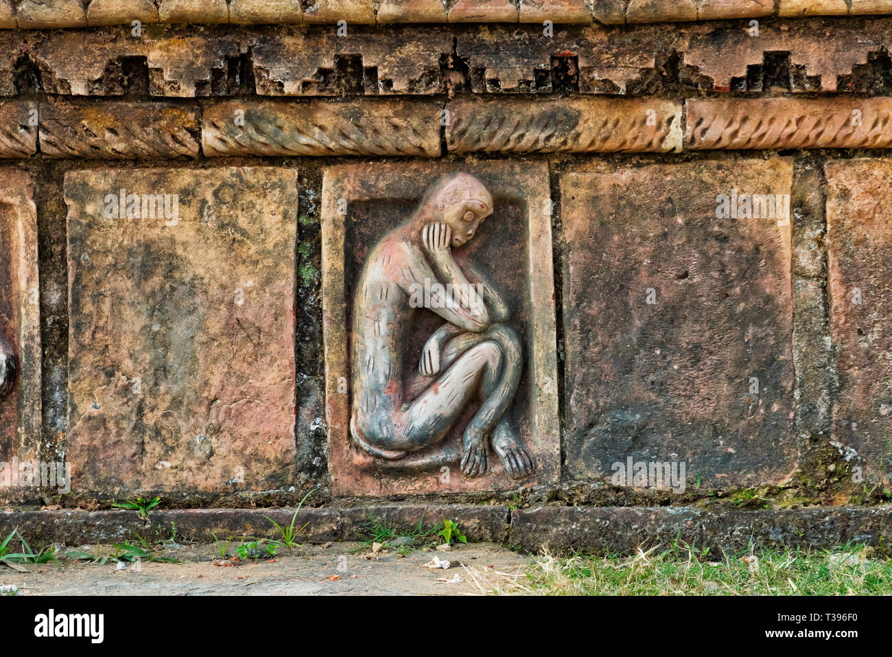 Detailed stone carving, Somapura Mahavihara (Paharpur Buddhist Bihar ...