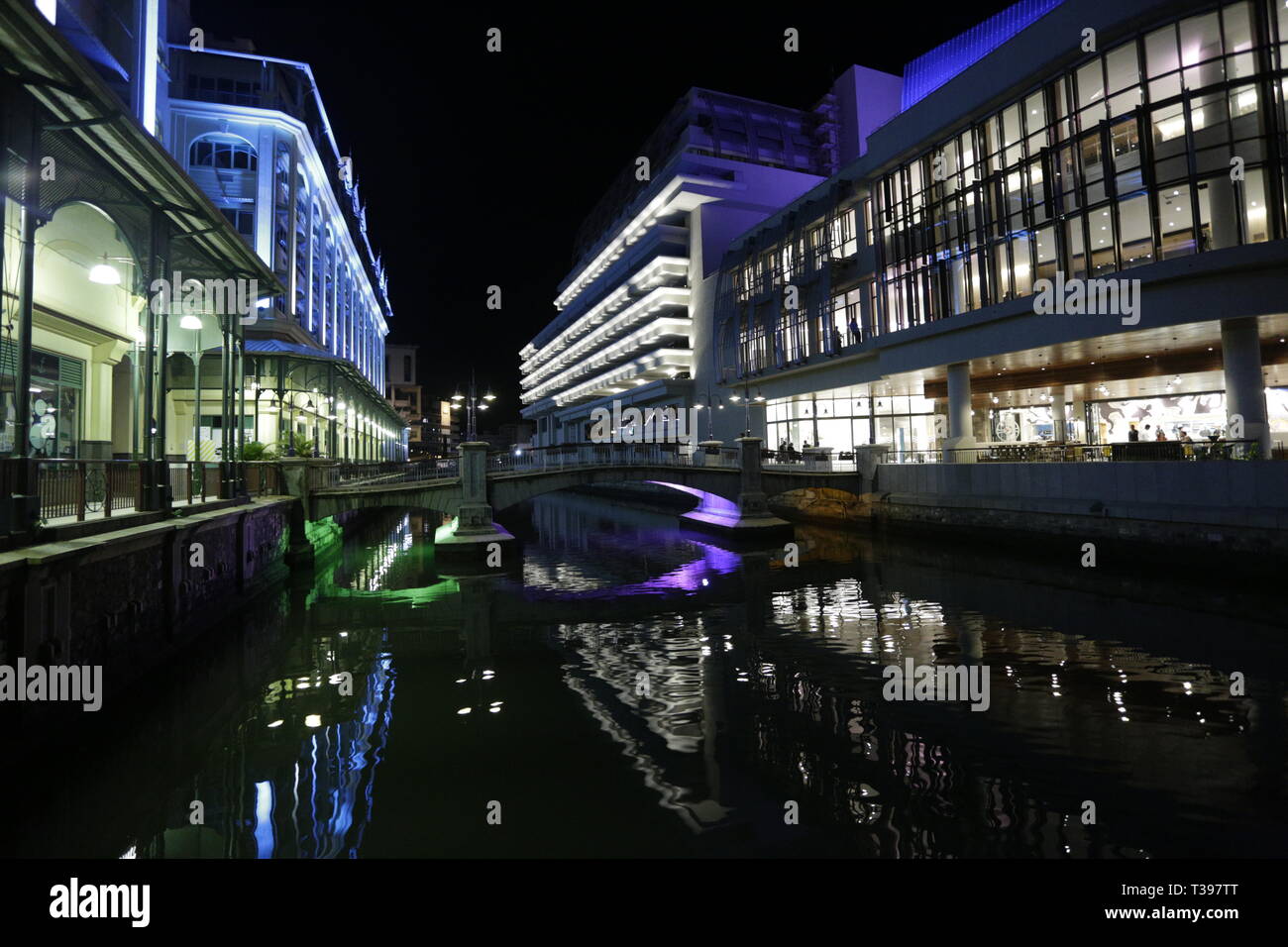 Le Caudan Waterfront in Port-Louis is a unique commercial concept in ...