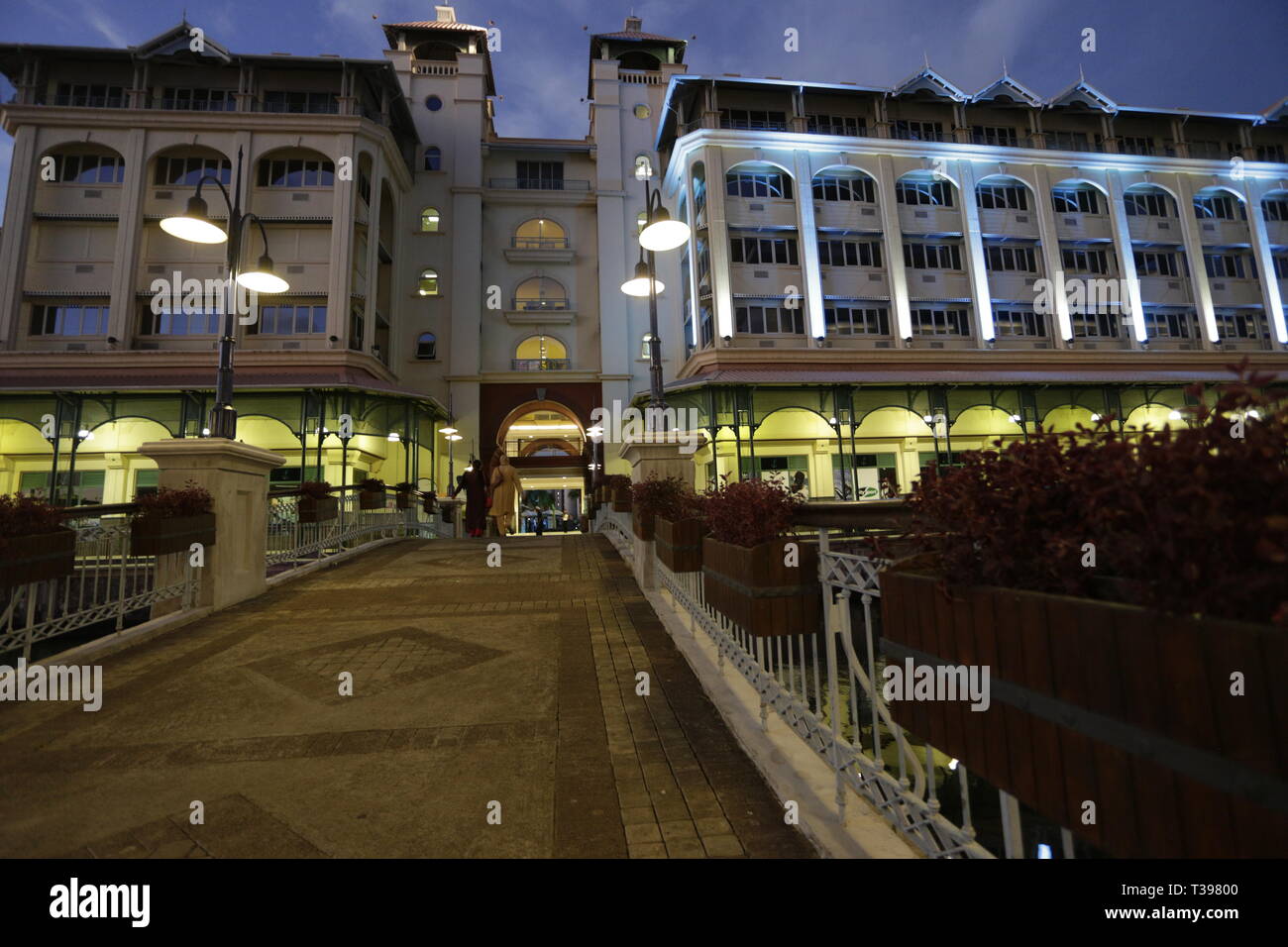 Le Caudan Waterfront in Port-Louis is a unique commercial concept in ...