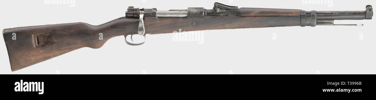 Military issue weapons hi-res stock photography and images - Alamy