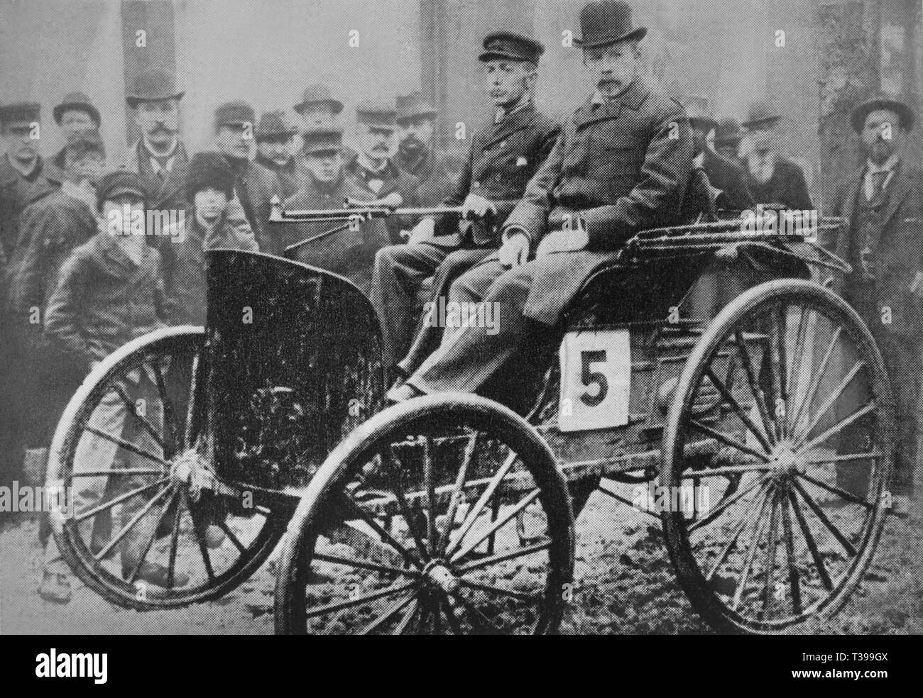 Duryea motor wagon hi-res stock photography and images - Alamy