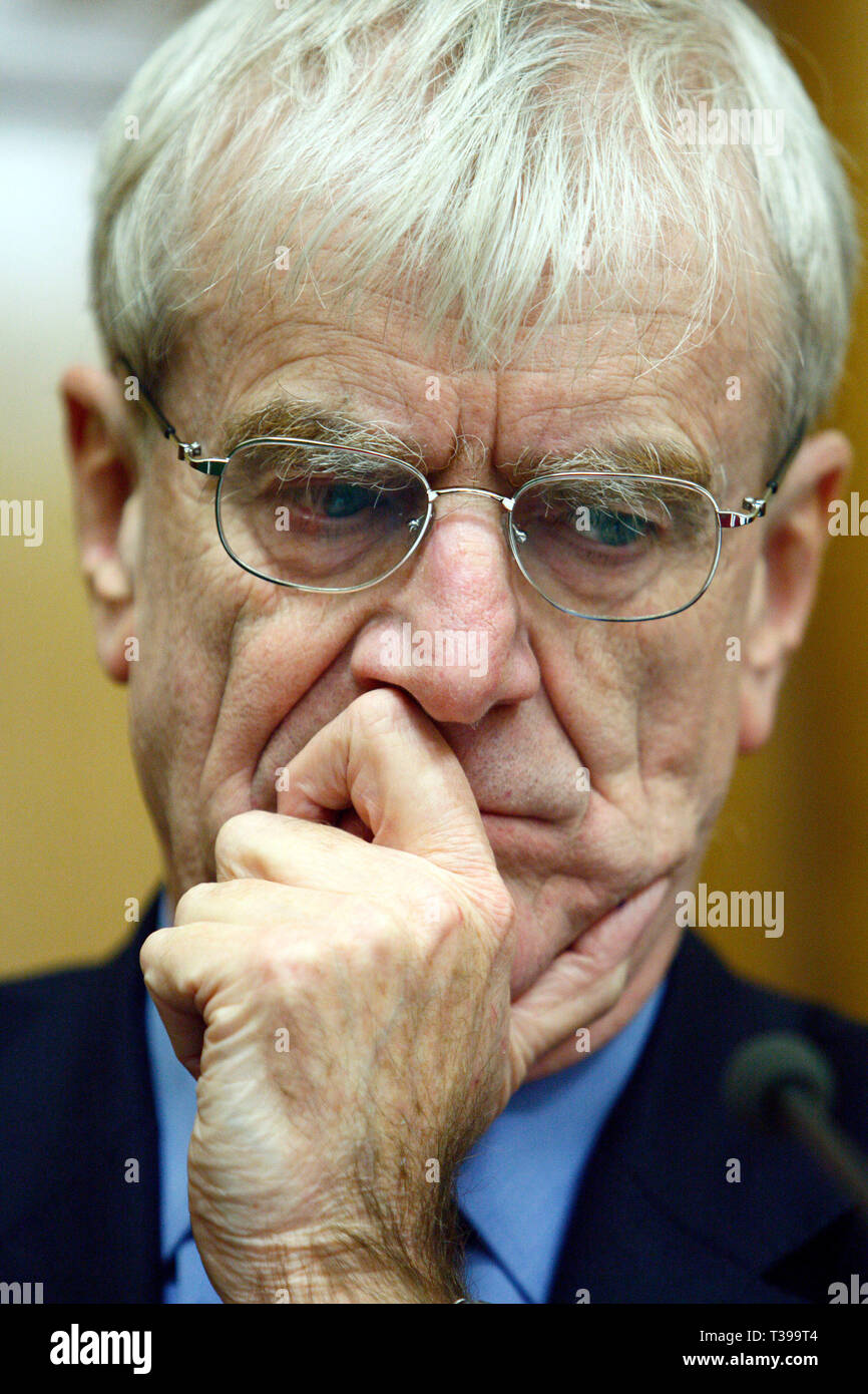 Richard lambert hi-res stock photography and images - Alamy