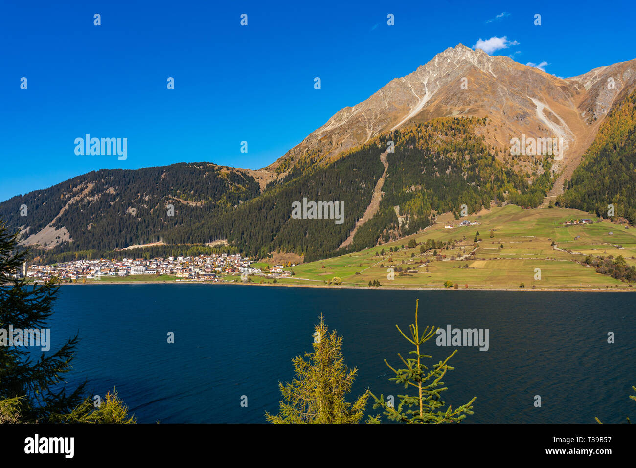 Beautiful view to Lago di Resia, Lake Reschen, Alto Adige, South Tyrol ...